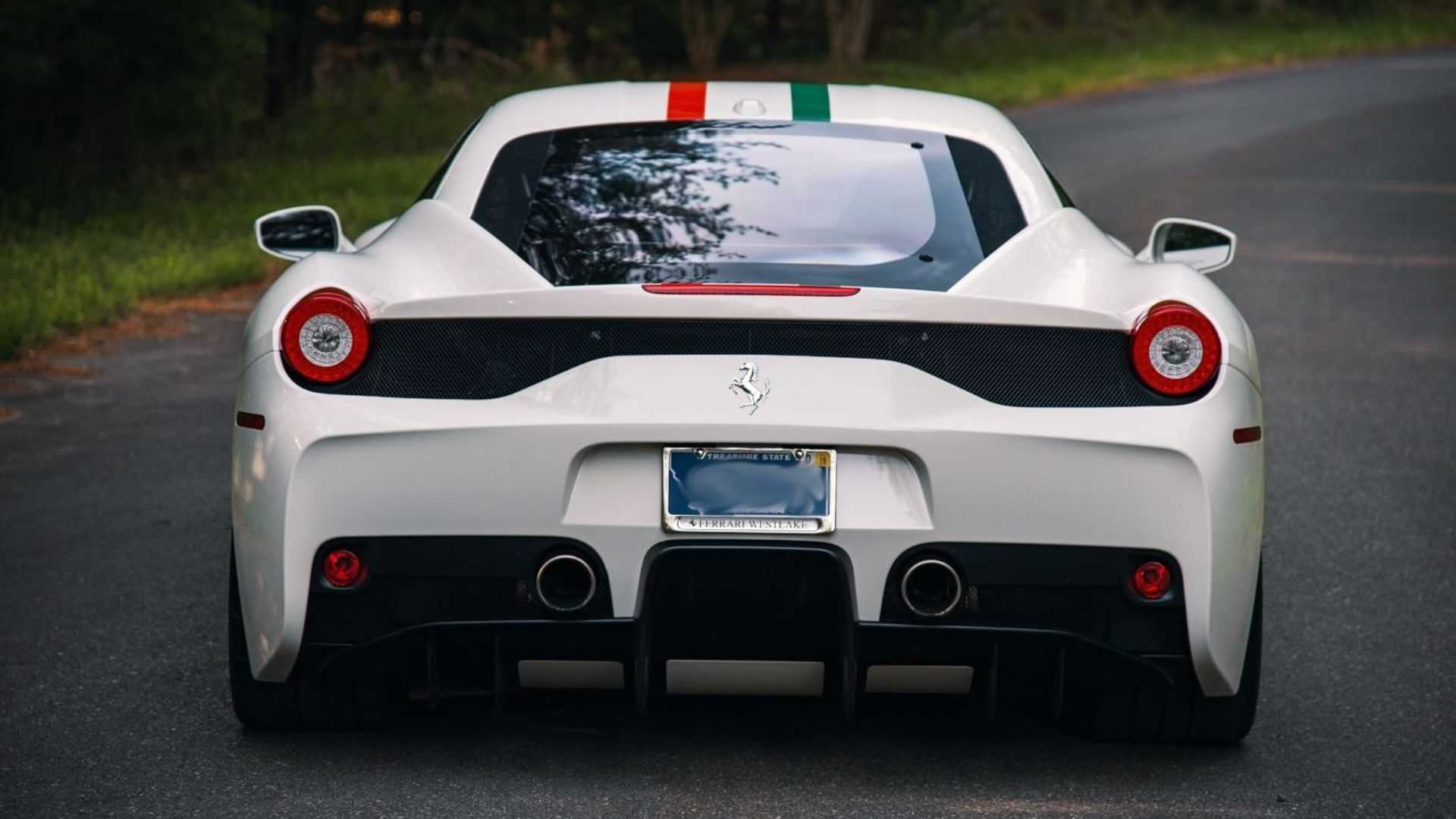 2015 Ferrari 458 Speciale Comes With Unique Features | Motorious