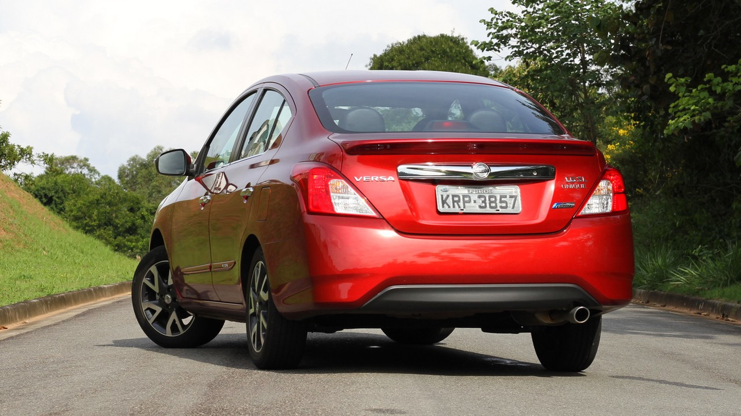 Novo Versa chega na metade de 2020 e antigo troca nome para V-Drive