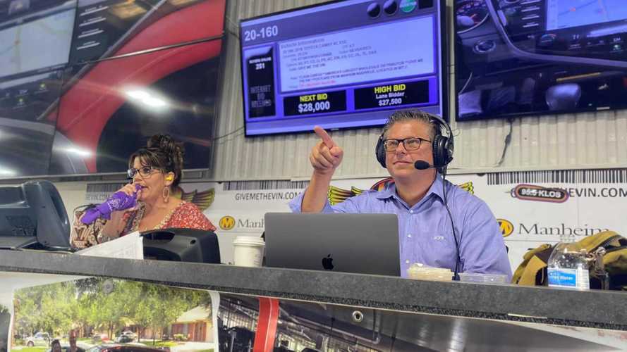 Articles by Steven Lang | Motor1.com