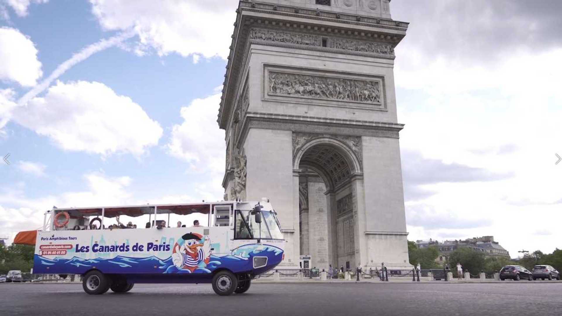 Marcel, le bus parisien qui plonge dans l'eau