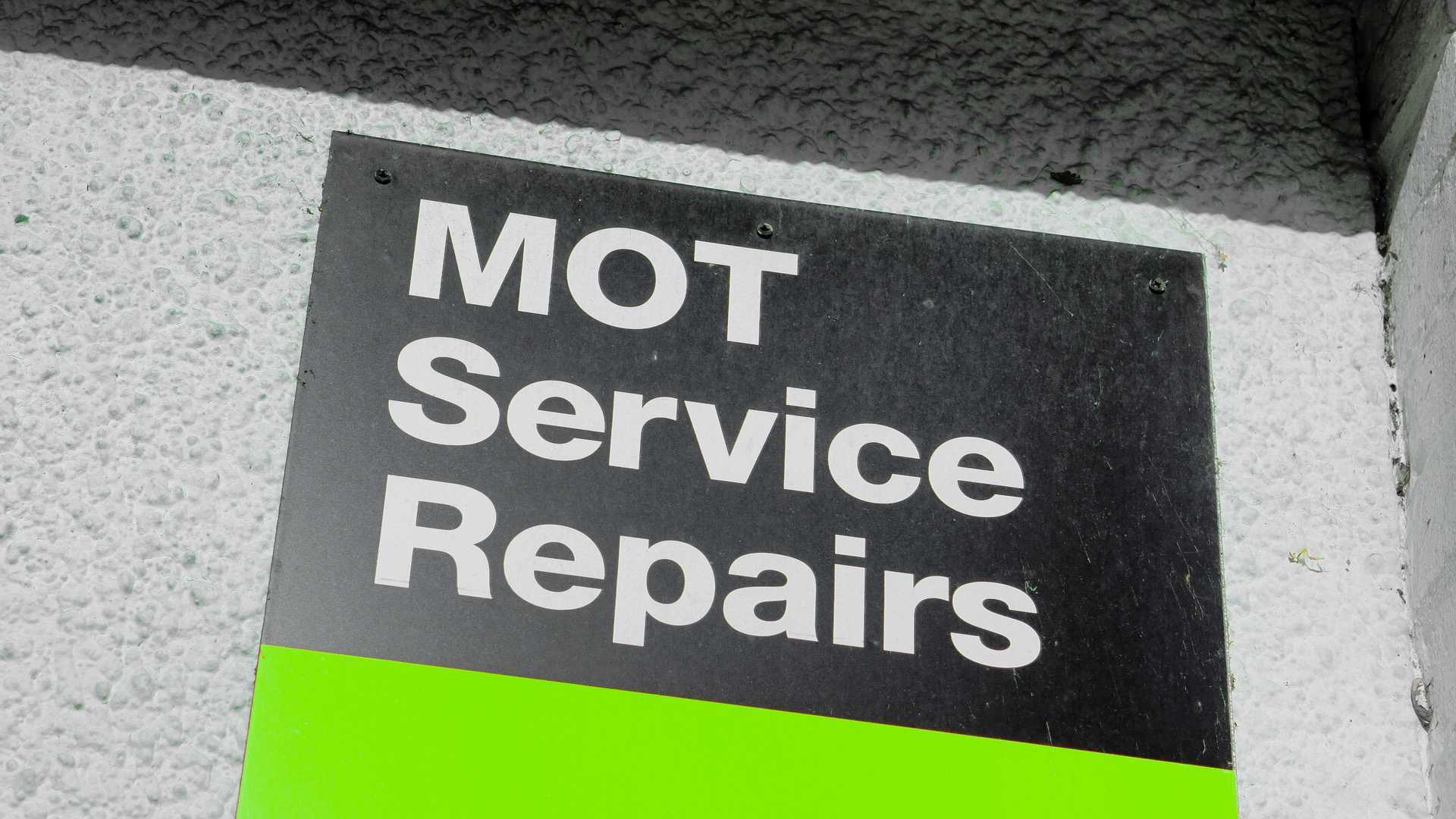 Estimated 1.86m drivers have not renewed MOTs after extensions