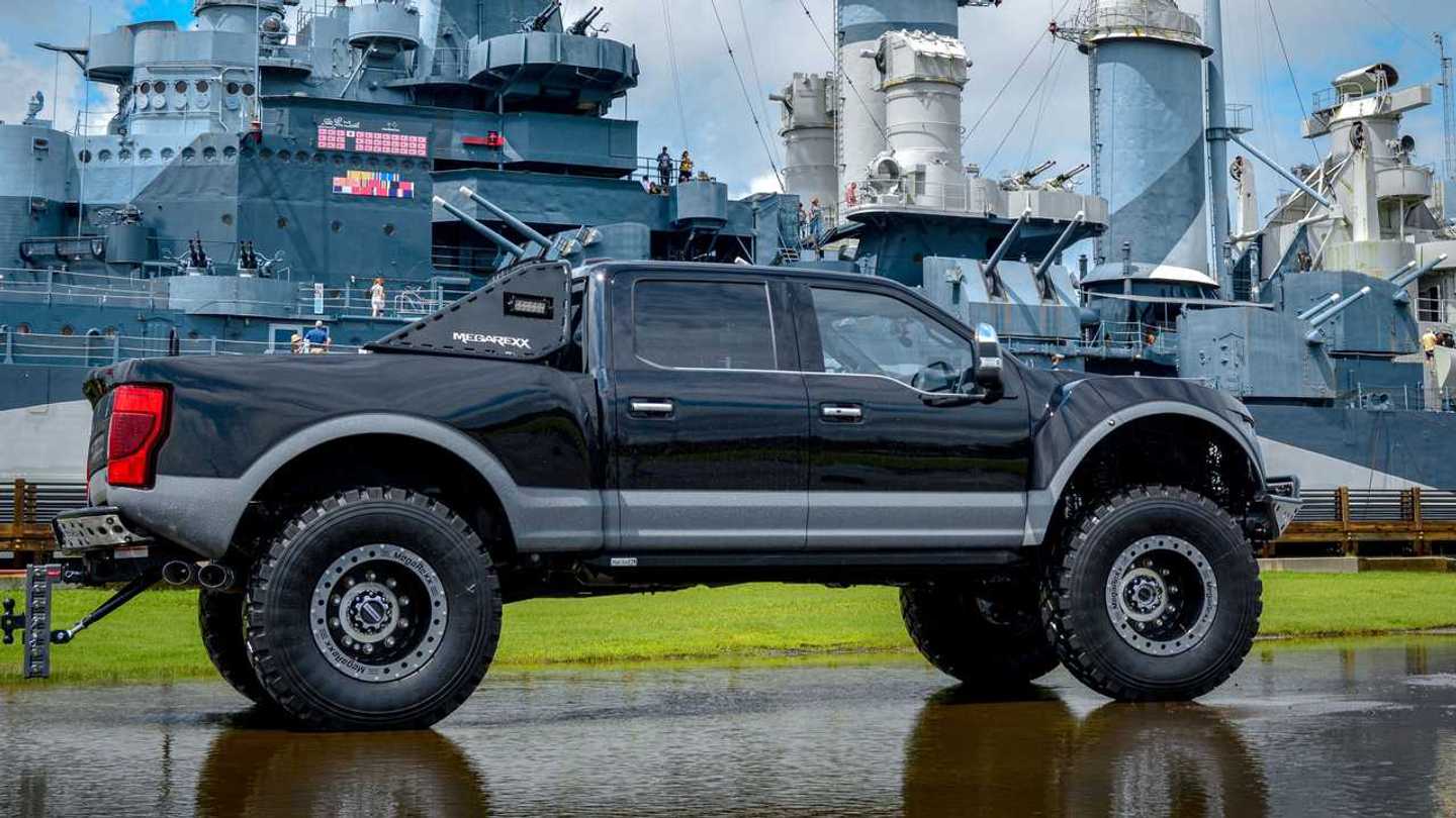 MegaRexx MegaRaptor: un brutal Ford F-250 Super Duty vitaminado