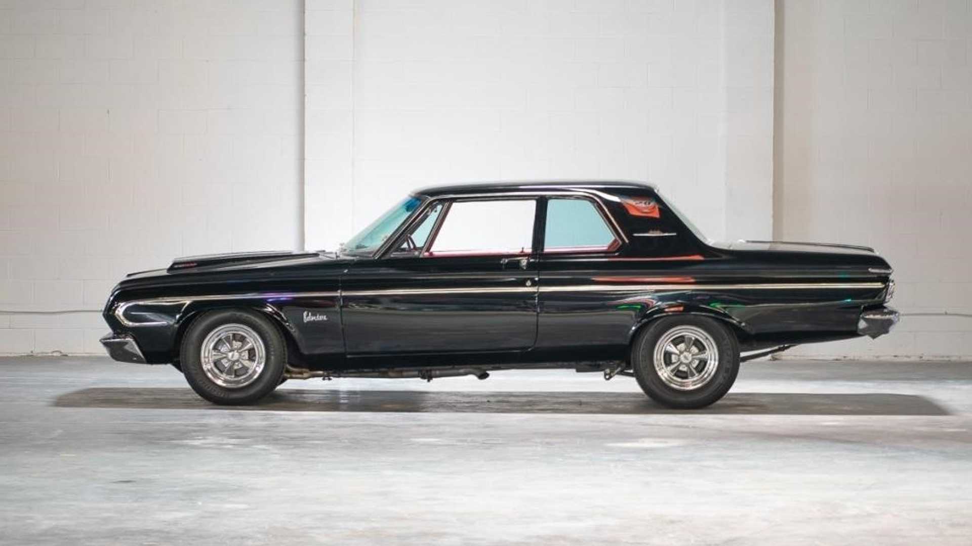 The Watson Collection Nets $3.2M, 1970 Hemi 'Cuda Top Seller | Motorious