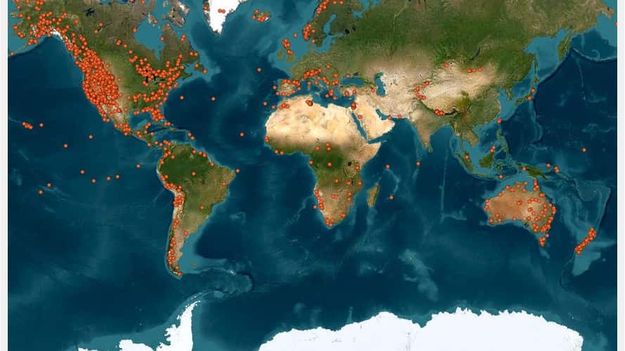 Articles by Robbie Bacon | RideApart.com