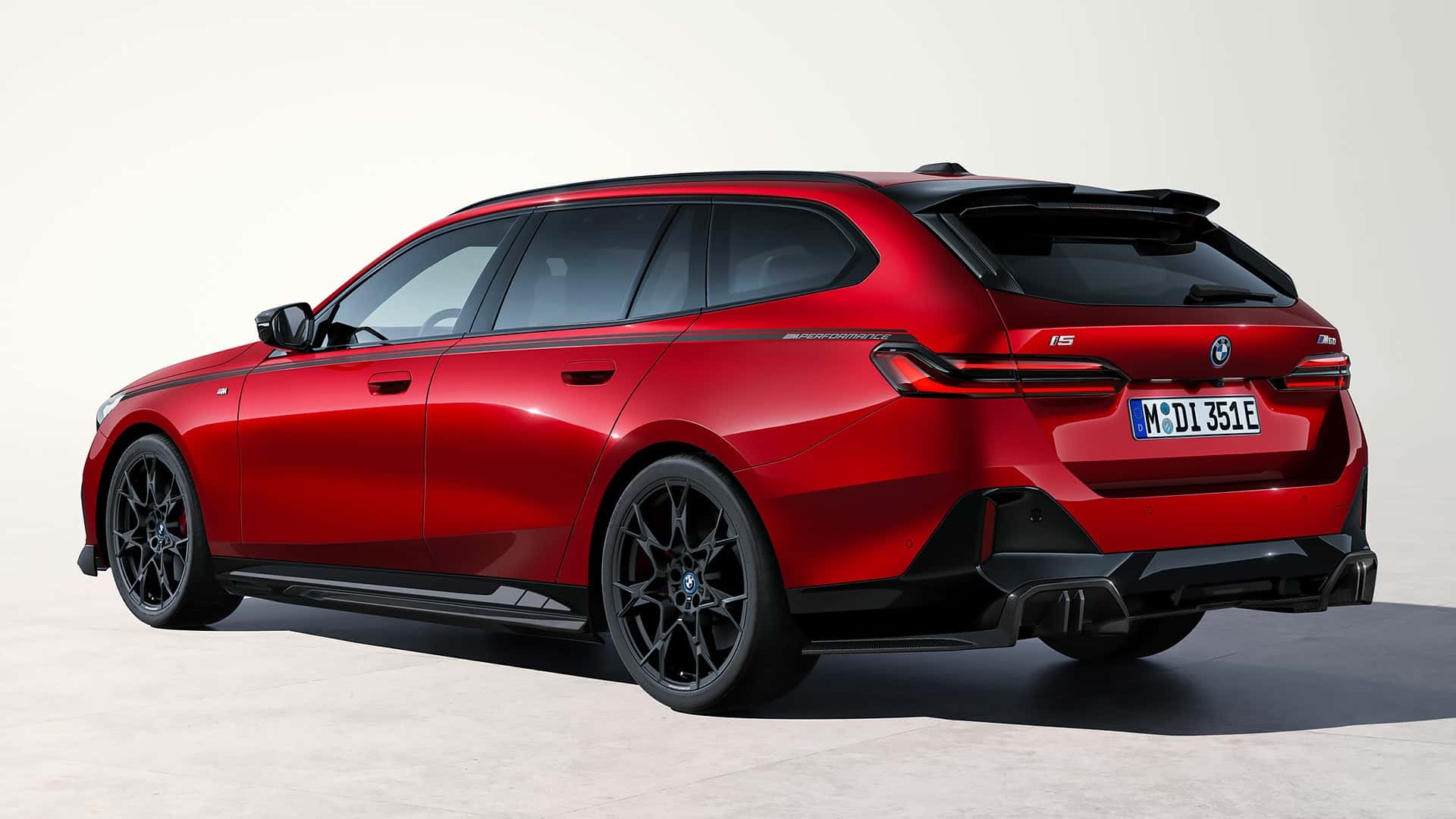 BMW 5er Touring (2024): M-Paket zum Marktstart verfügbar