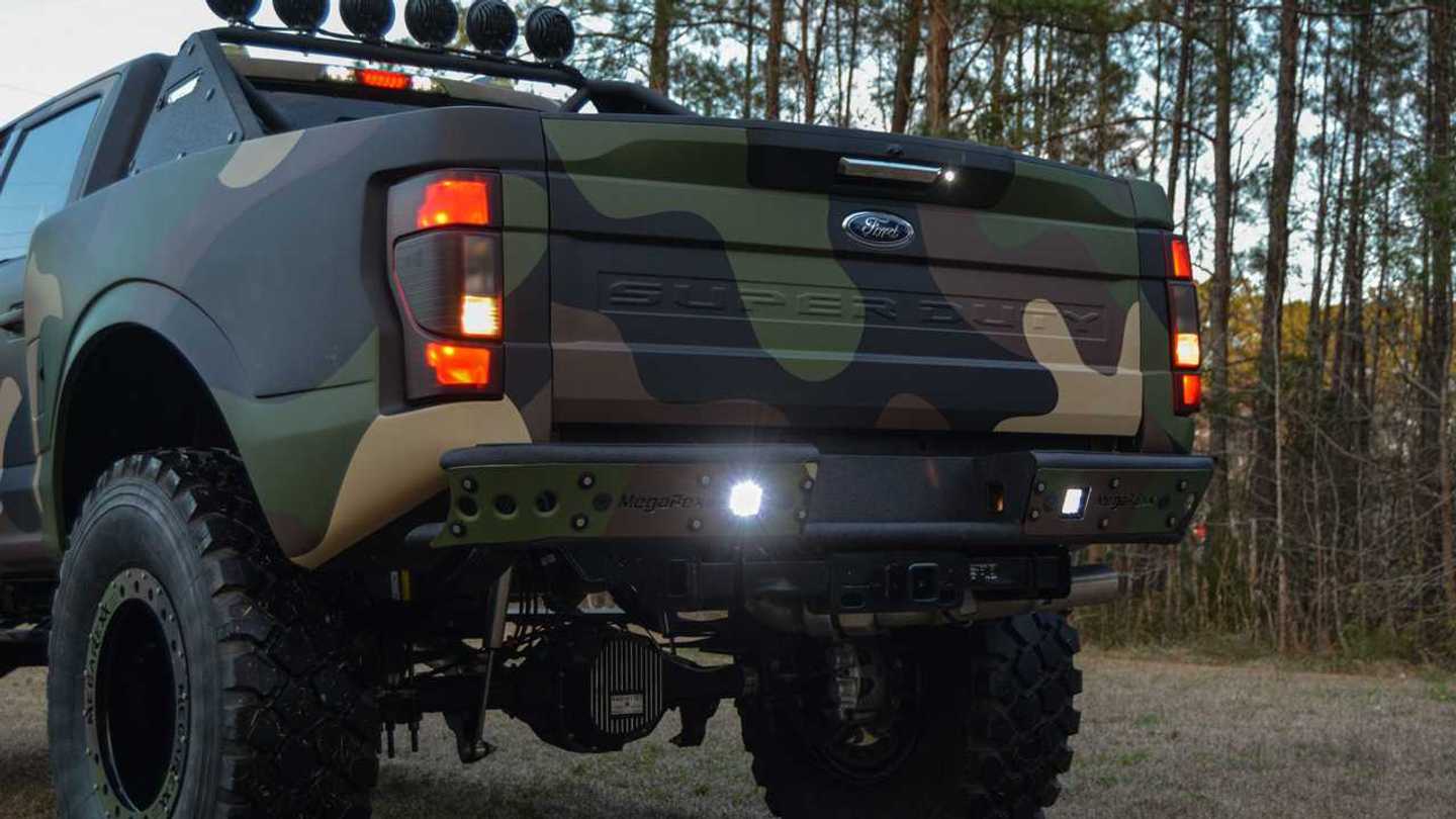 Ford F-250 MegaRaptor, la última bestia de Megarexx Trucks