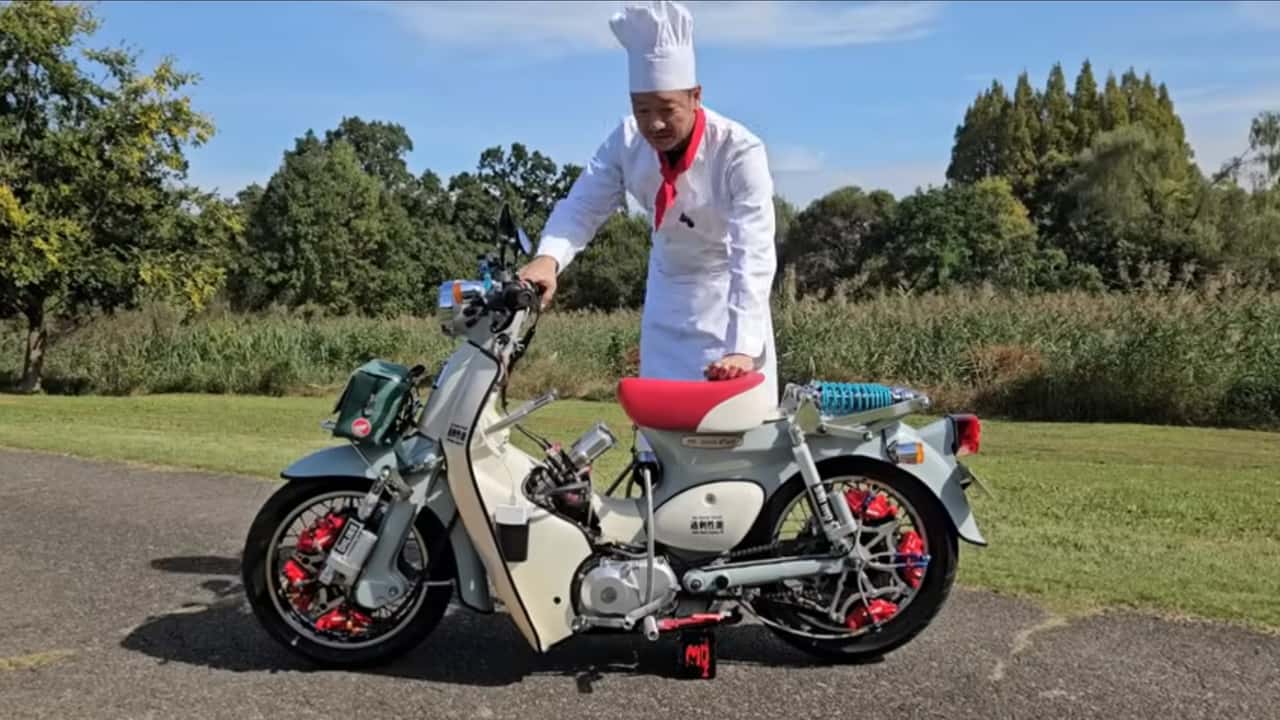 This Custom Honda Cub Has Adjustable Ride Height, and All the Brake ...