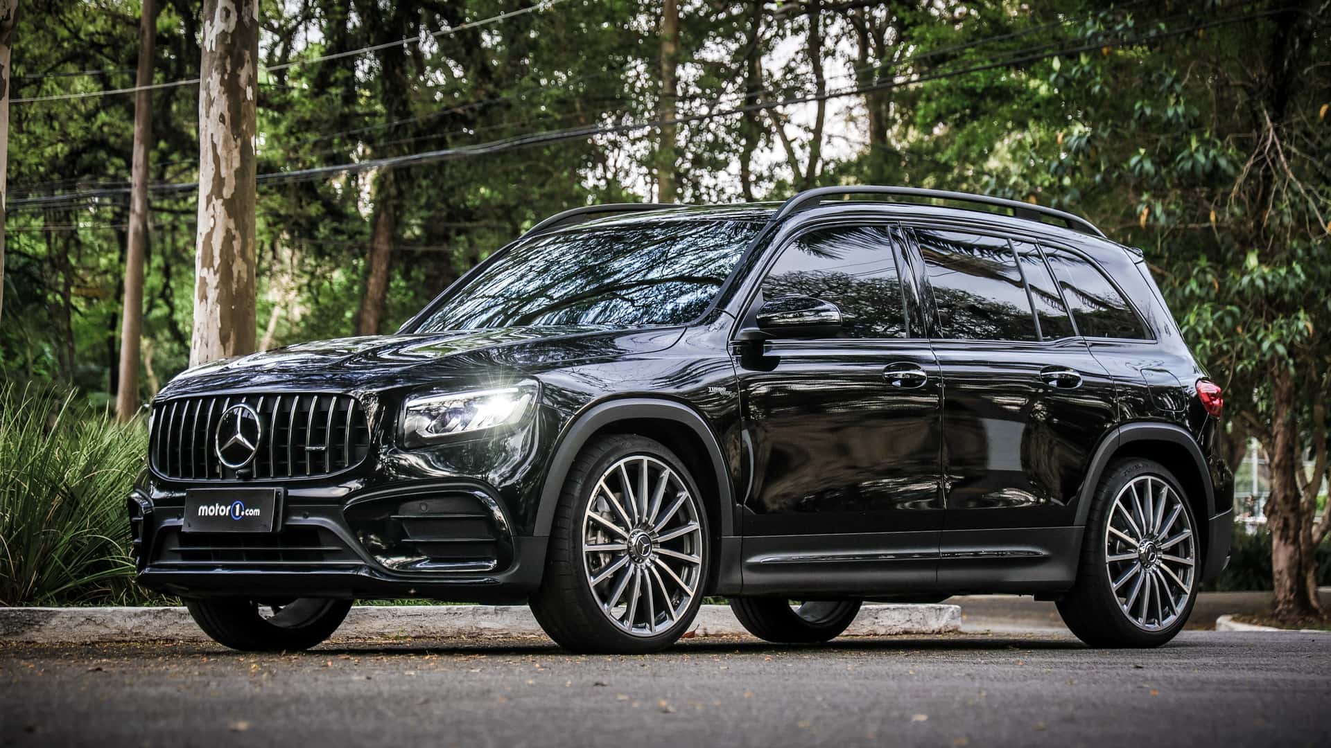 Teste Mercedes-AMG GLB 35: rápido, discreto e refinado