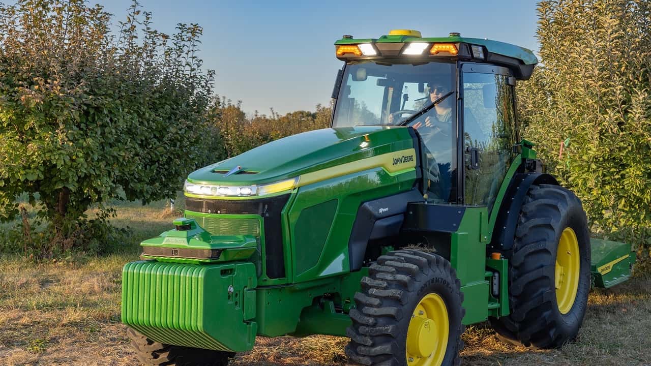 John Deere al CES 2025: guida autonoma per trattori e non solo