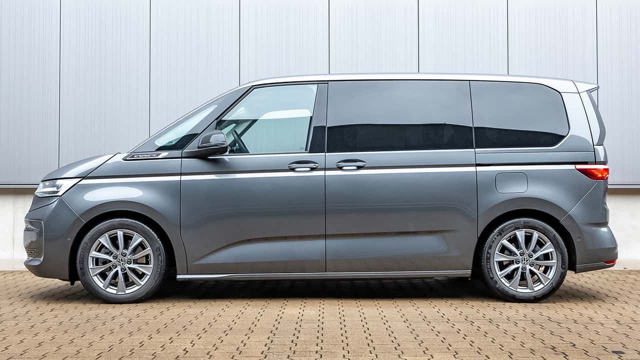 Der VW Bus T7 als Plug-in-Hybrid mit H&R-Tieferlegungsfedern