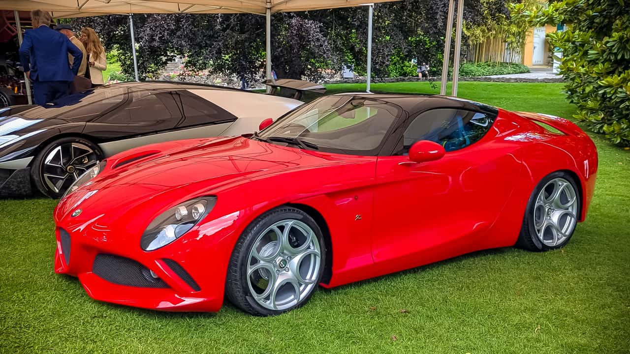 Alfa Romeo 8c Telah Kembali Tapi Tidak Seperti Yang Anda Ingat