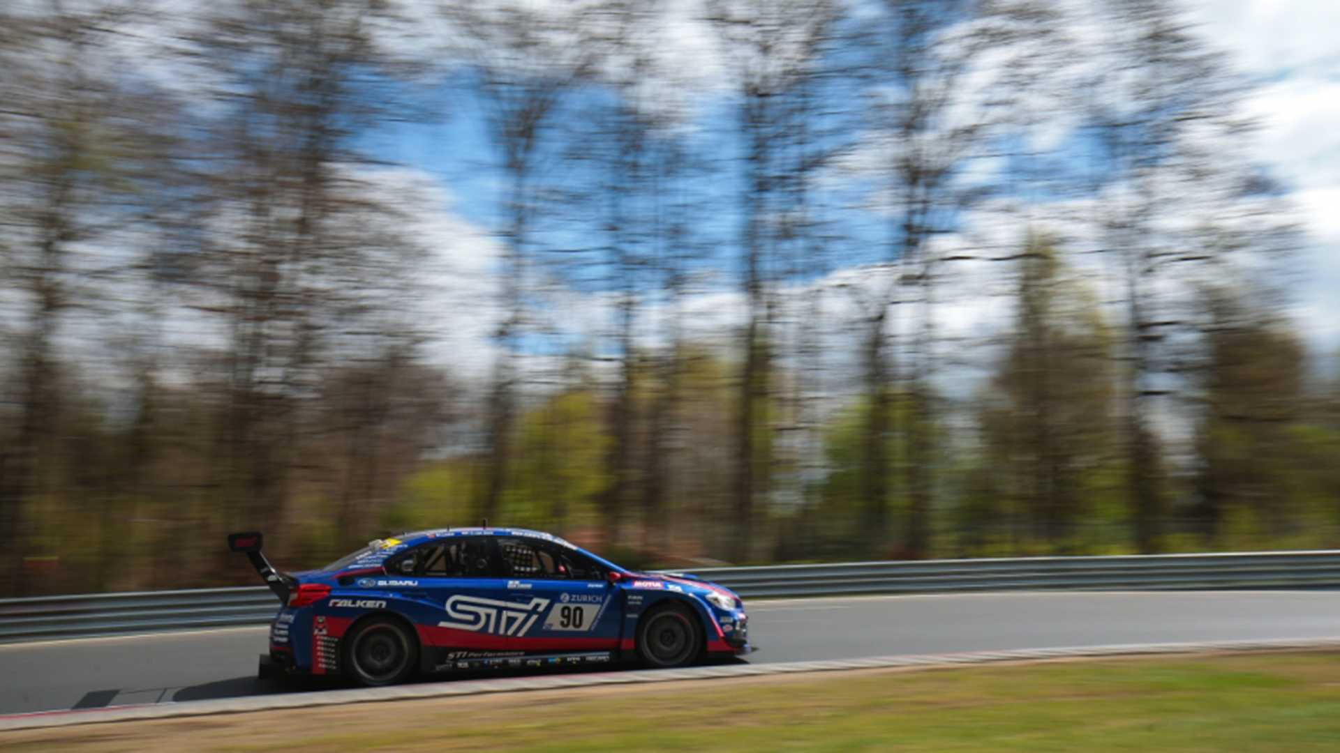 PHOTOS – Découvrez la Subaru WRX des 24 Heures du Nürburgring