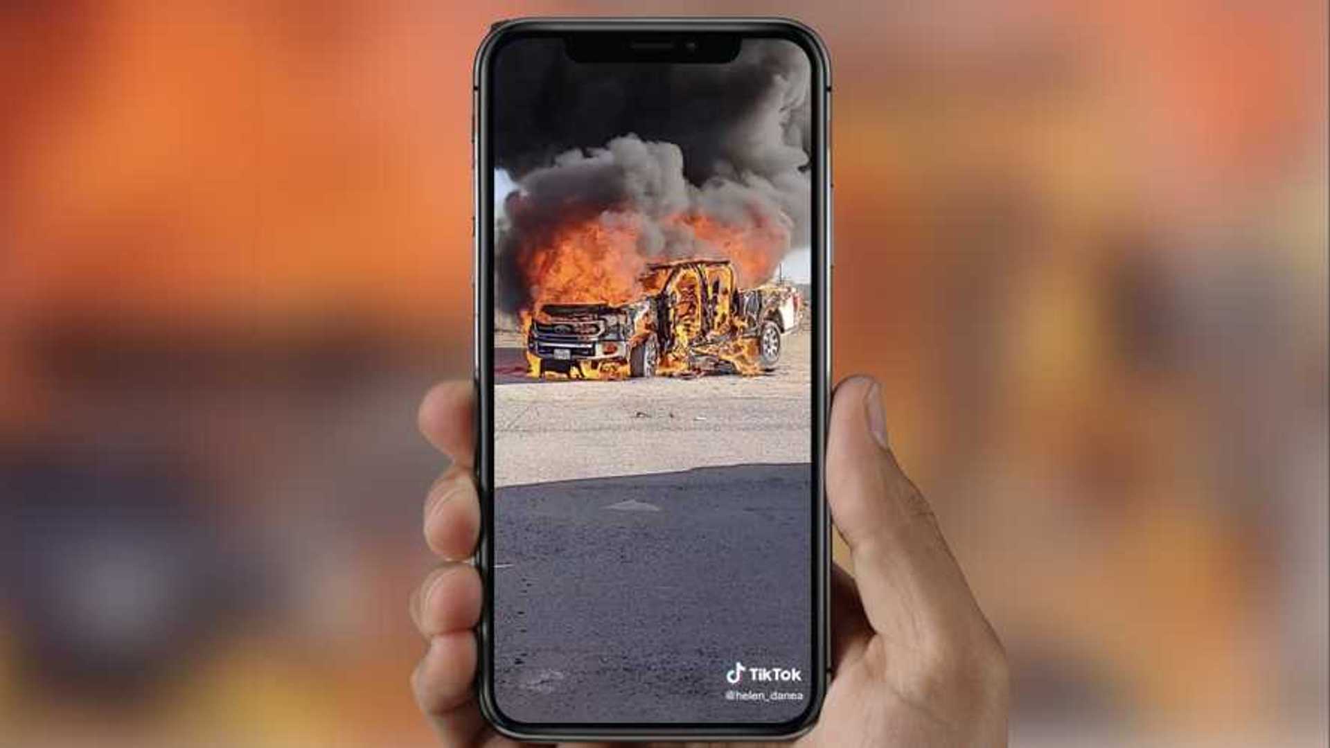 GM tells Bolt EV owners park away from vehicles in decks | Bob Is The ...