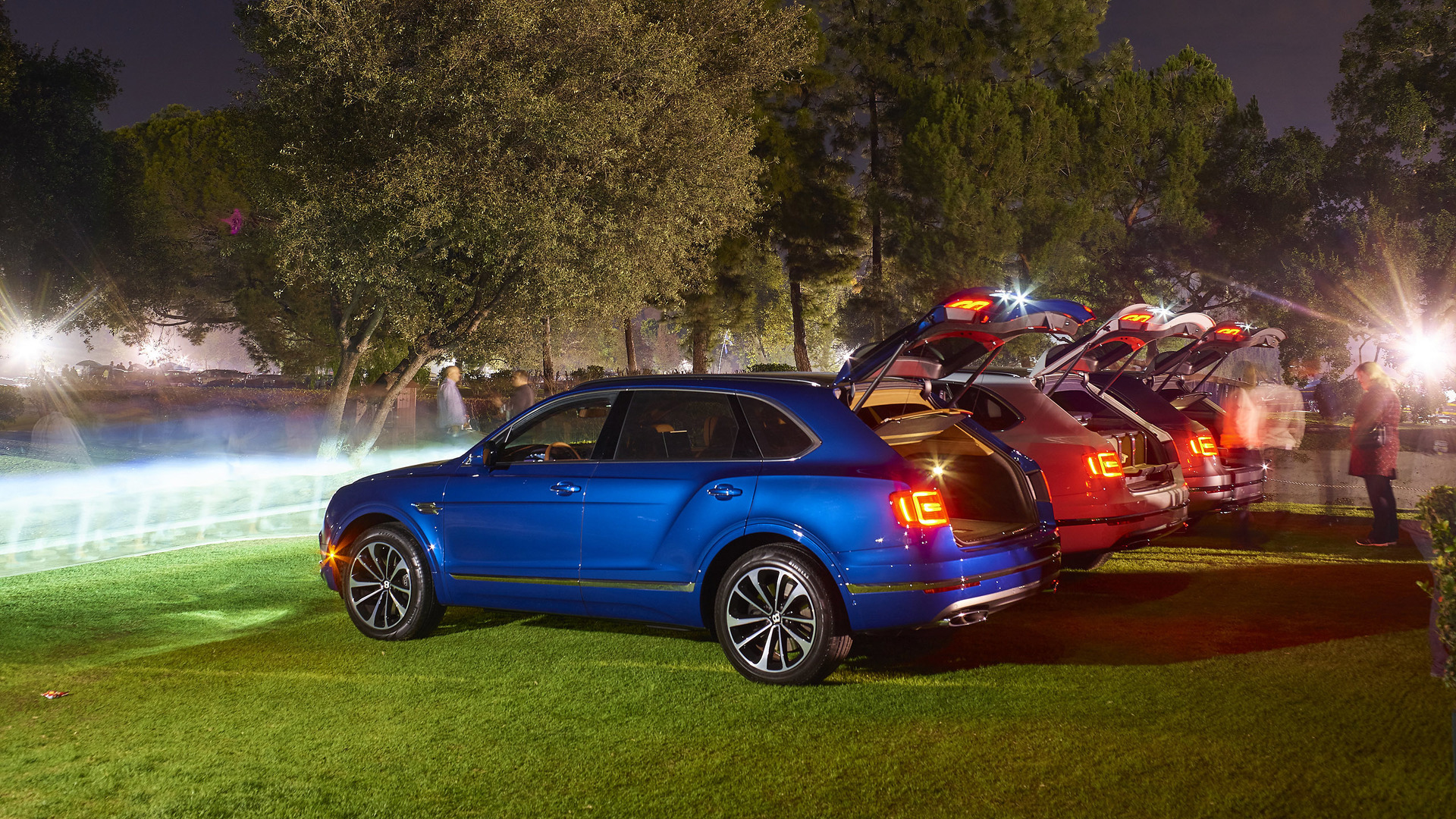 Opulent AF: I went tailgating in a $300,000 Bentley Bentayga