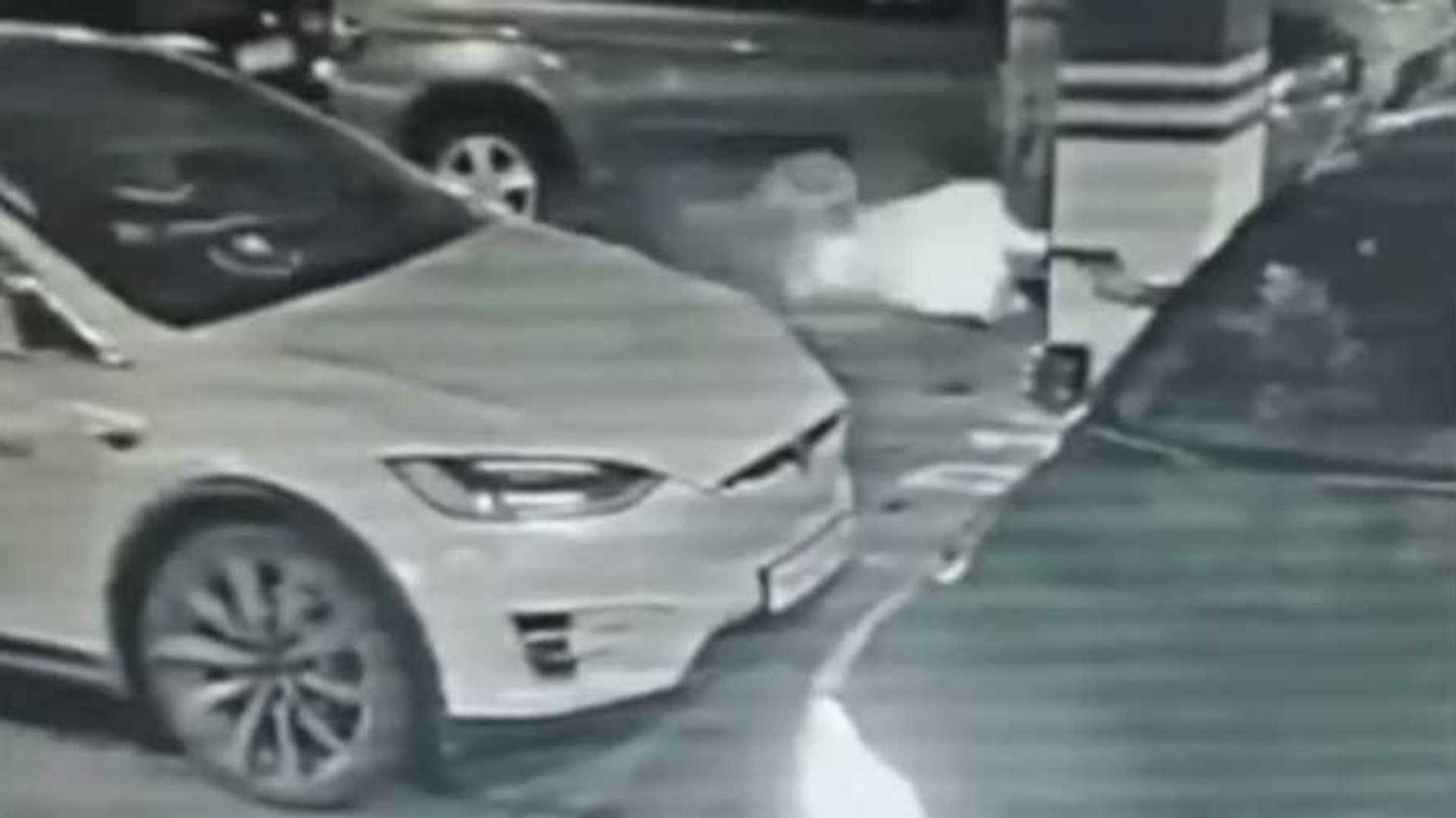 UPDATE: Watch Tesla Model X Get Shot Point Blank In Parking Lot Drive By