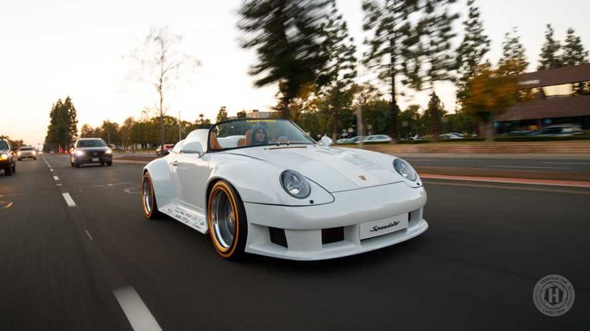 VIDÉO - Une magnifique (et unique) Porsche 911 Speedster Type 993