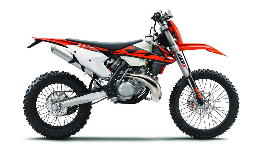 KTM estrena motos de enduro de 2T, con inyección electrónica