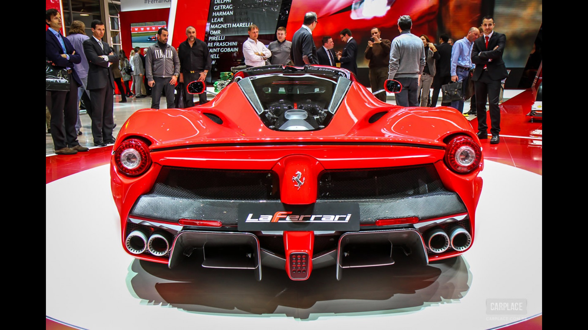 Fanfarrões: empresa faz réplica da LaFerrari por R$ 44,8 mil