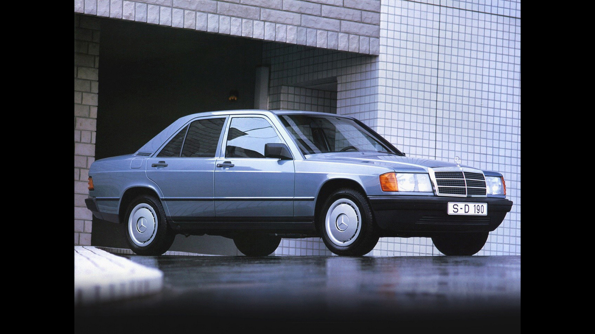 Mercedes 190, la baby Benz