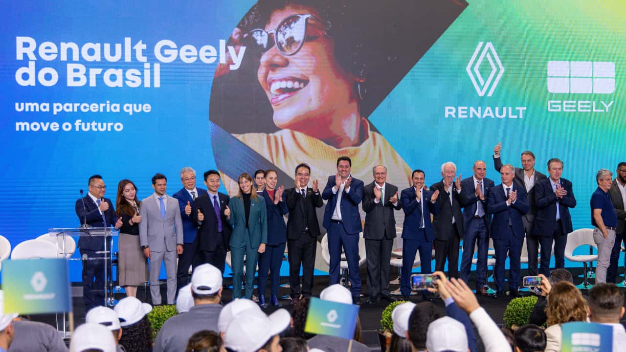Com Geely, Renault investe R$ 3,8 bi para fabricarem eletrificados no ...