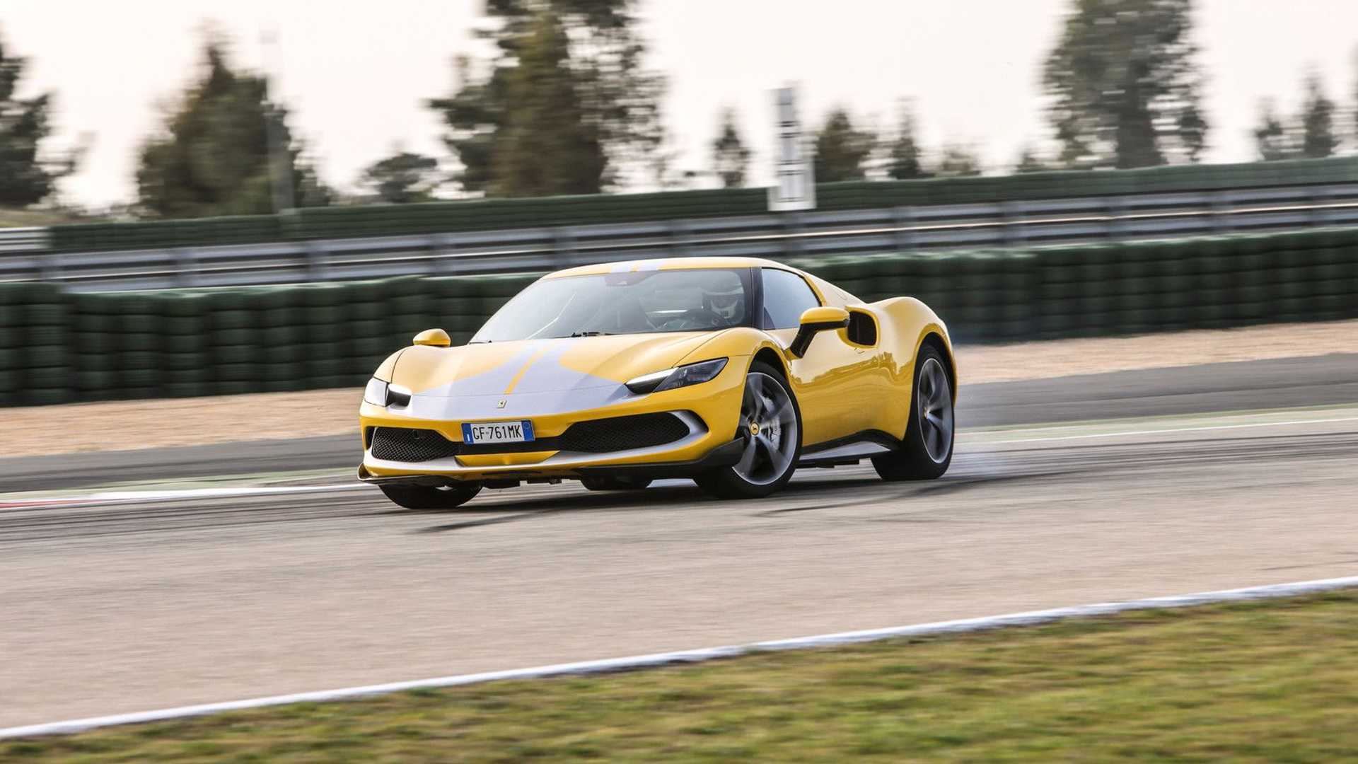 Le Ferrari non si guideranno mai da sole