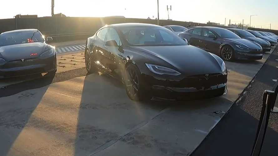 First look At The Tesla Model S New Lithium-Ion 12V Battery