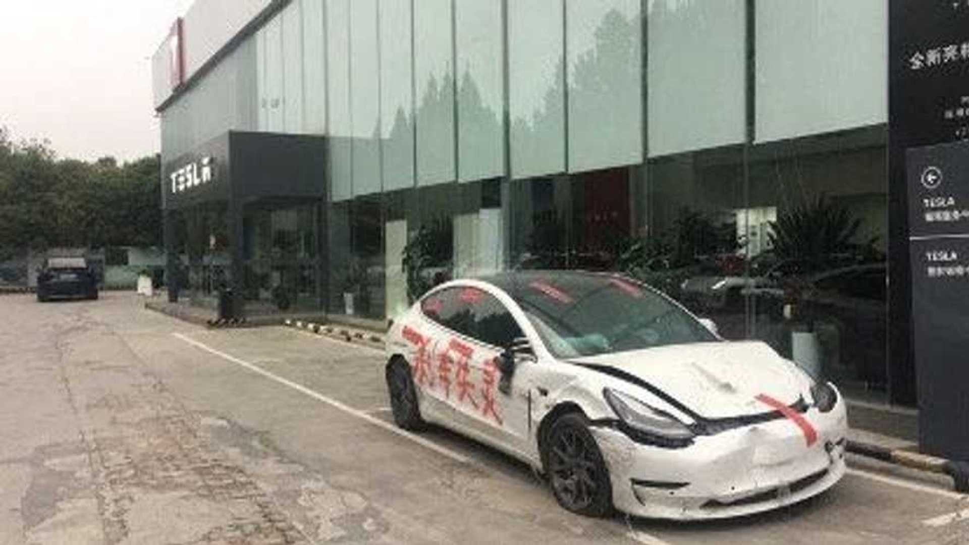 Tesla On China's Brake Protestor: Vandalism, Refusal To Cooperate