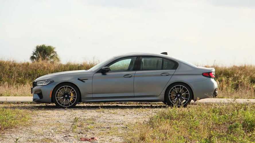 BMW M5 Competition 2021: Supercar Berbodi Sedan