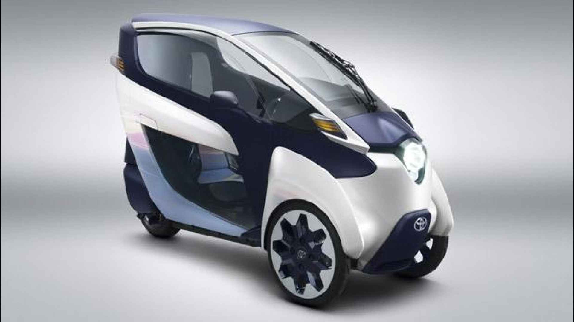 Toyota i-ROAD