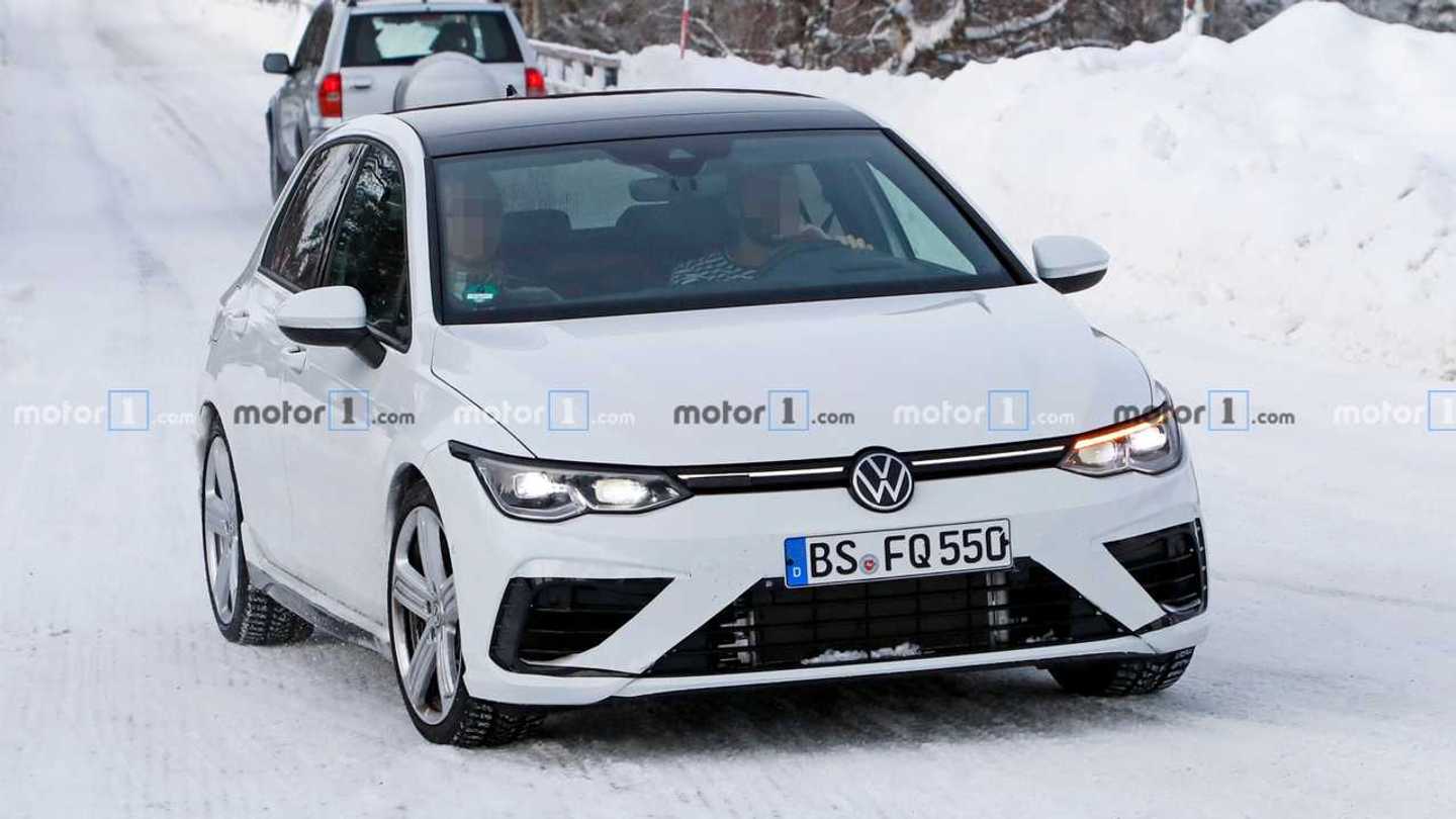 La Volkswagen Golf 8 R arrive avec ses 330 ch