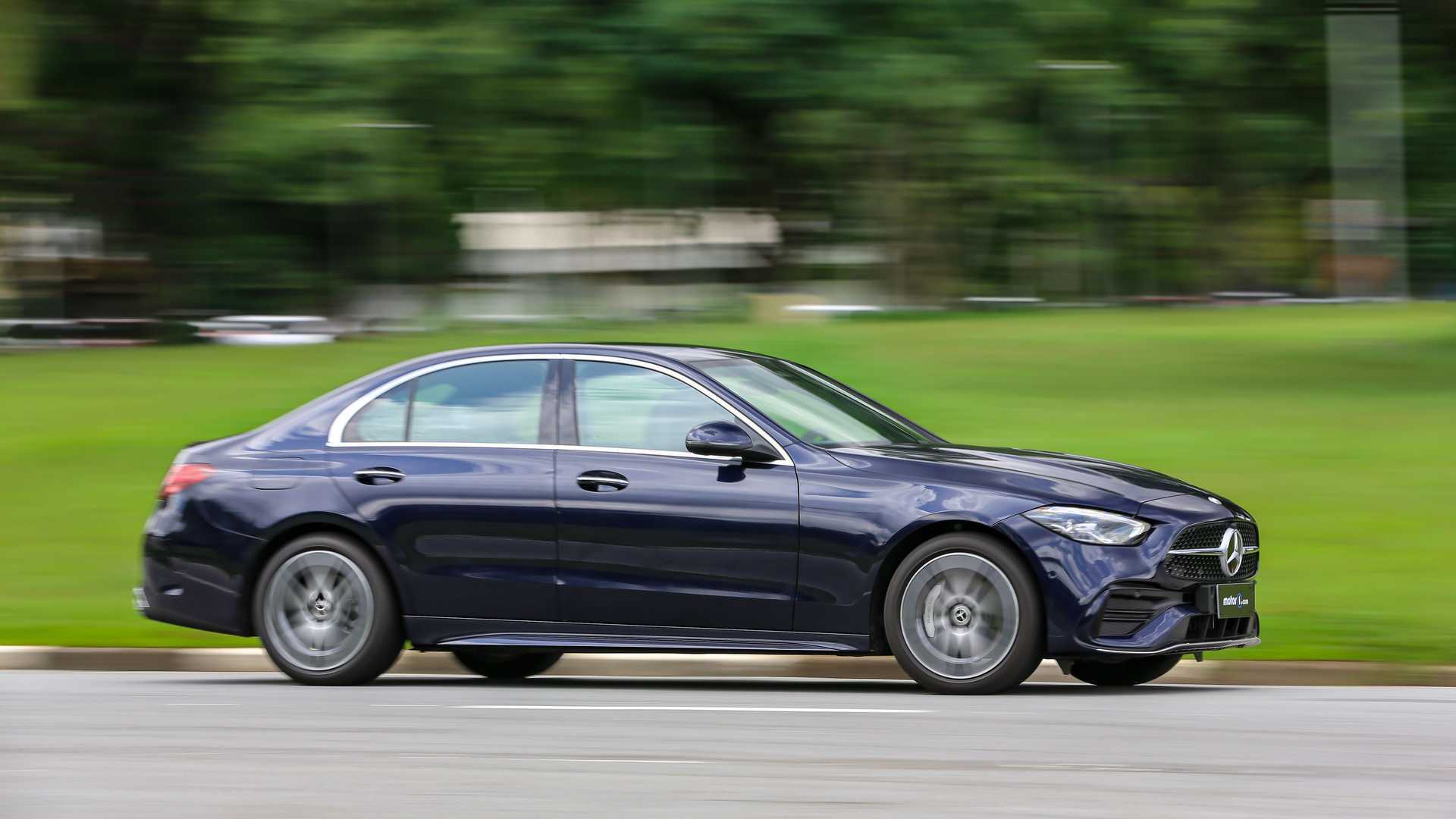 Teste Mercedes-Benz C200 1.5 EQBoost 2022: Olá, meu jovem!