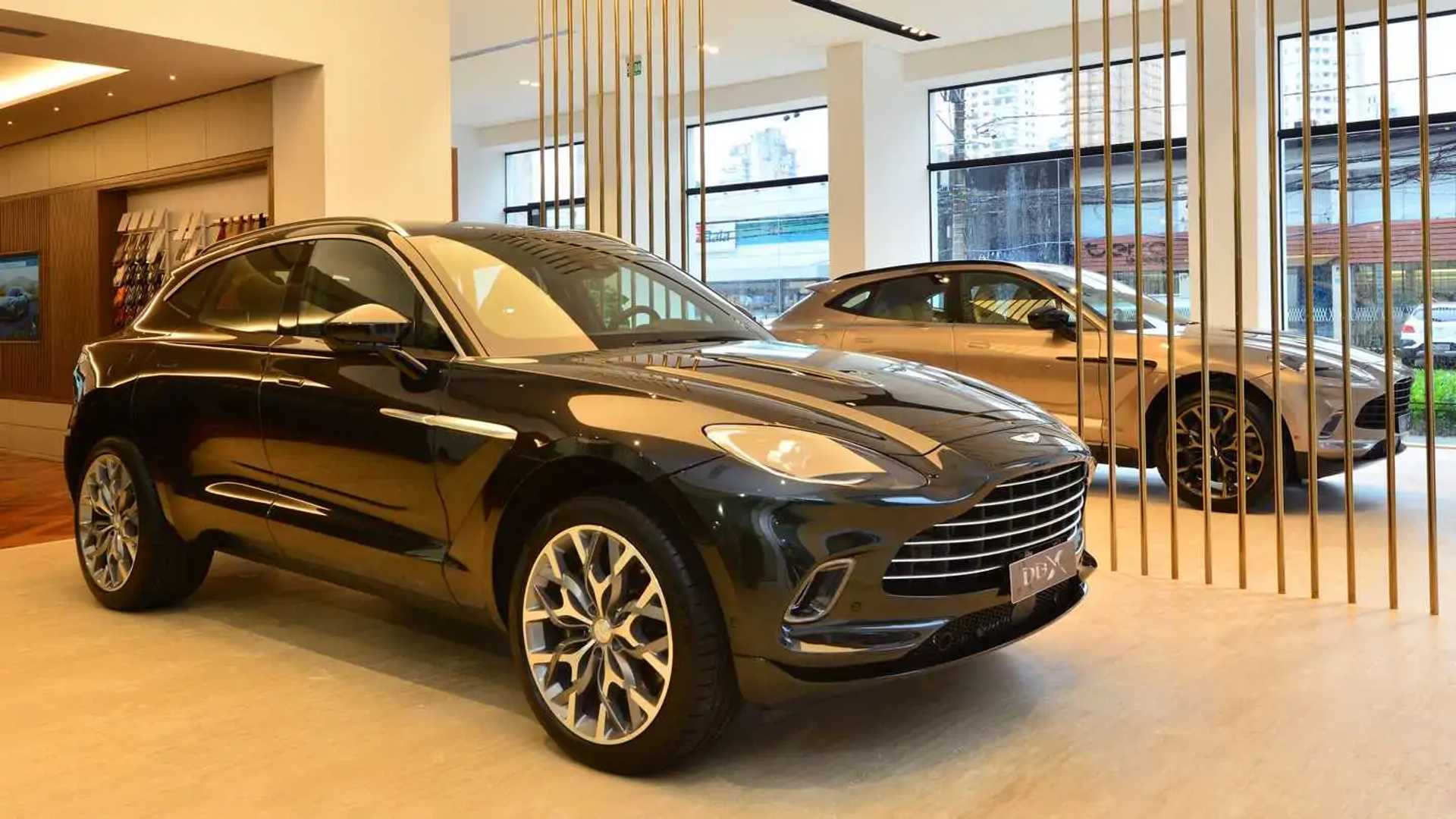 Aston Martin Brasil inaugura concessionária em São Paulo