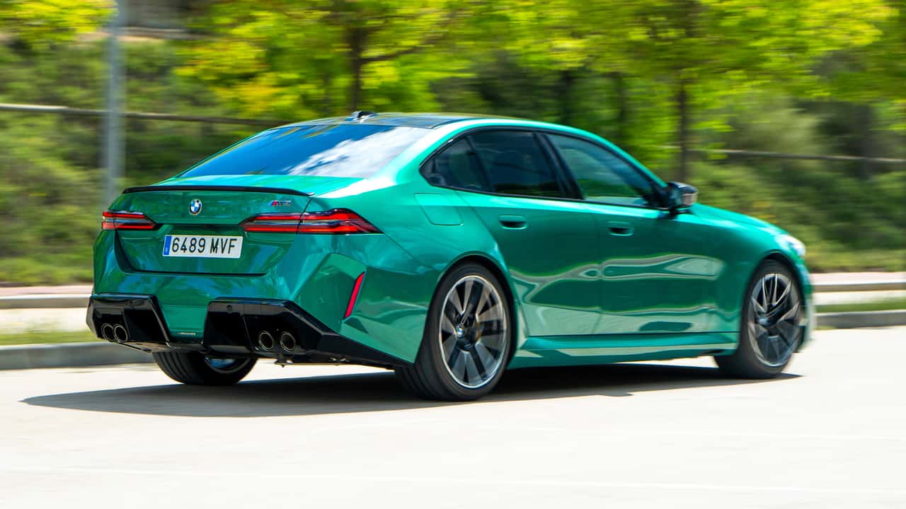 BMW M5 2025, a prueba: una berlina muy veloz, sobrada de potencia y carente de alma