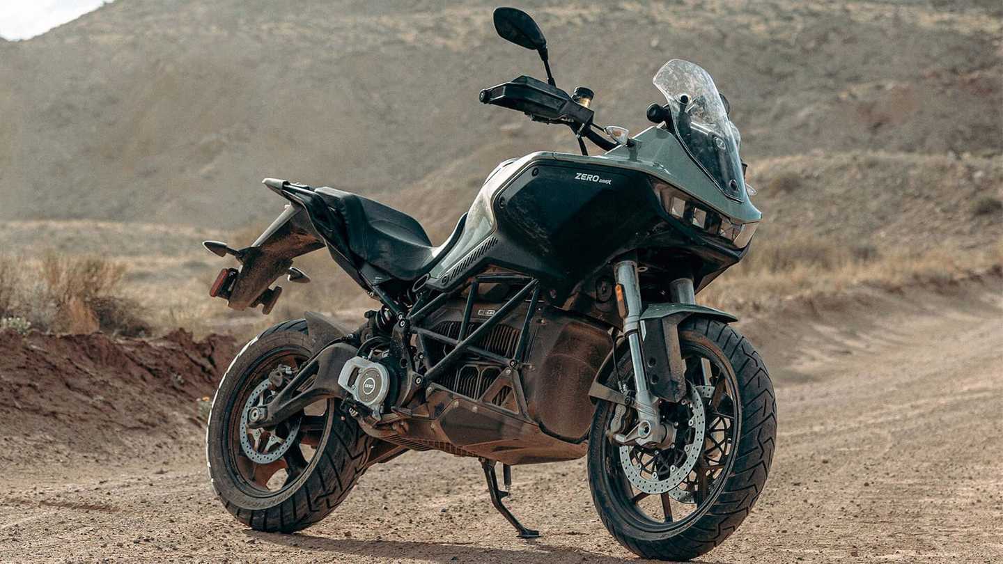 Spec Showdown: Zero DSR/X Vs. Energica Experia