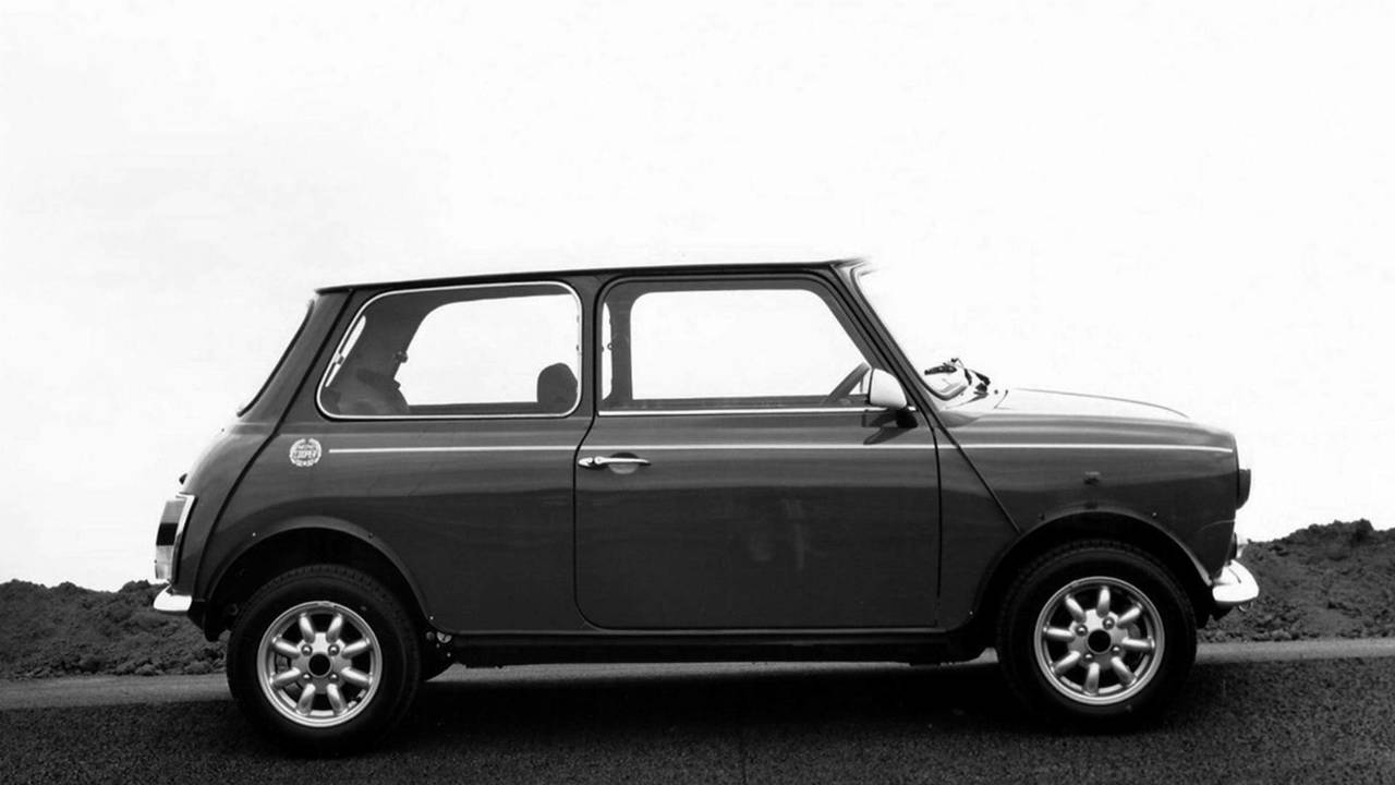 MotoringFile Review The Classic Mini MotoringFile, 41% OFF