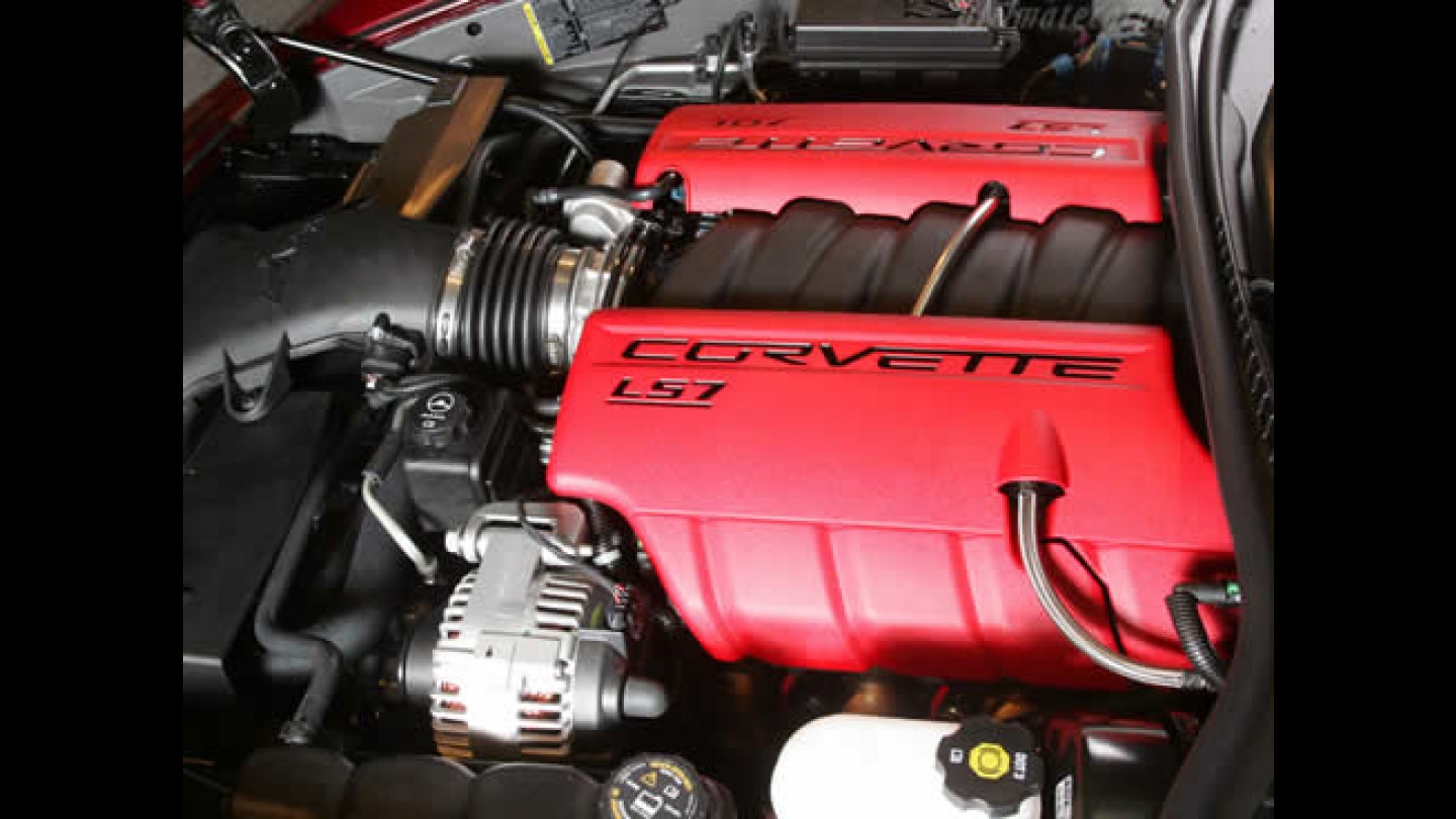 Corvette Z06 ganha edição limitada 427 com motor V8 de 512 cavalos