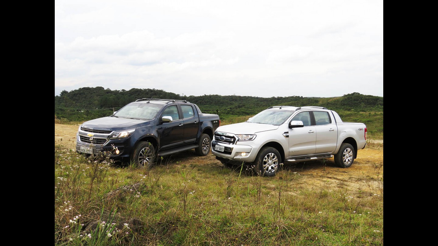 Teste CARPLACE: Novas GM S10 e Ford Ranger 2017 disputam clássico do ...
