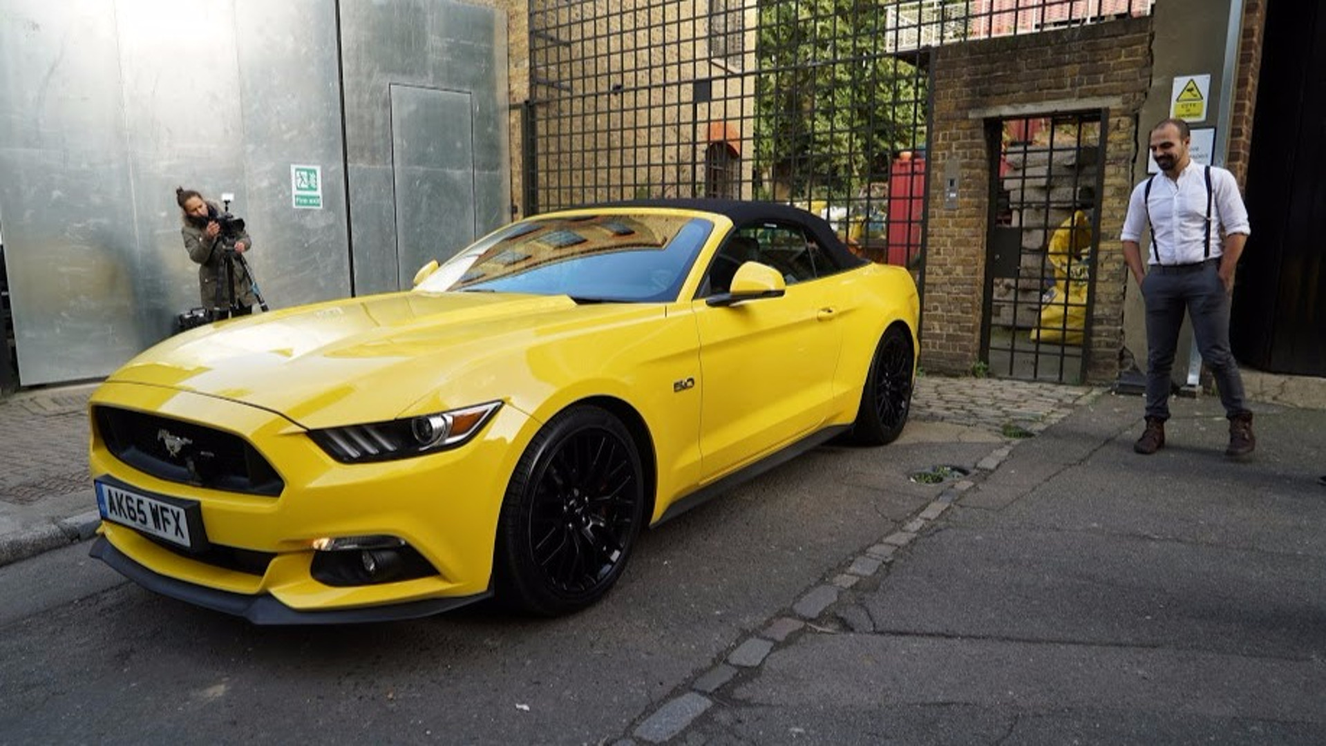 Entre la Ford Mustang et Tinder, c'est le grand amour