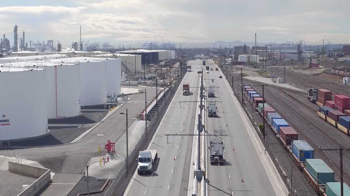 First U.S. eHighway Launched In California By Siemens