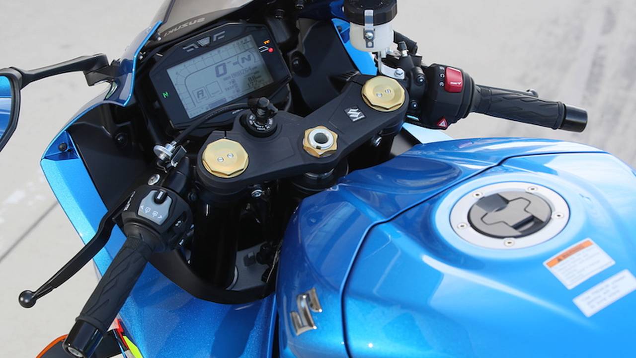 Best Gixxer Ever? 2017 Suzuki GSX-R1000 First Ride