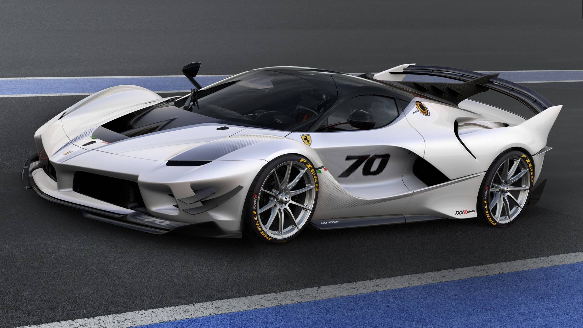 Ferrari FXX K Evo Debuts With More Aero Less Weight Ferrari FXX K Evo Debuts With More Aero Less Weight