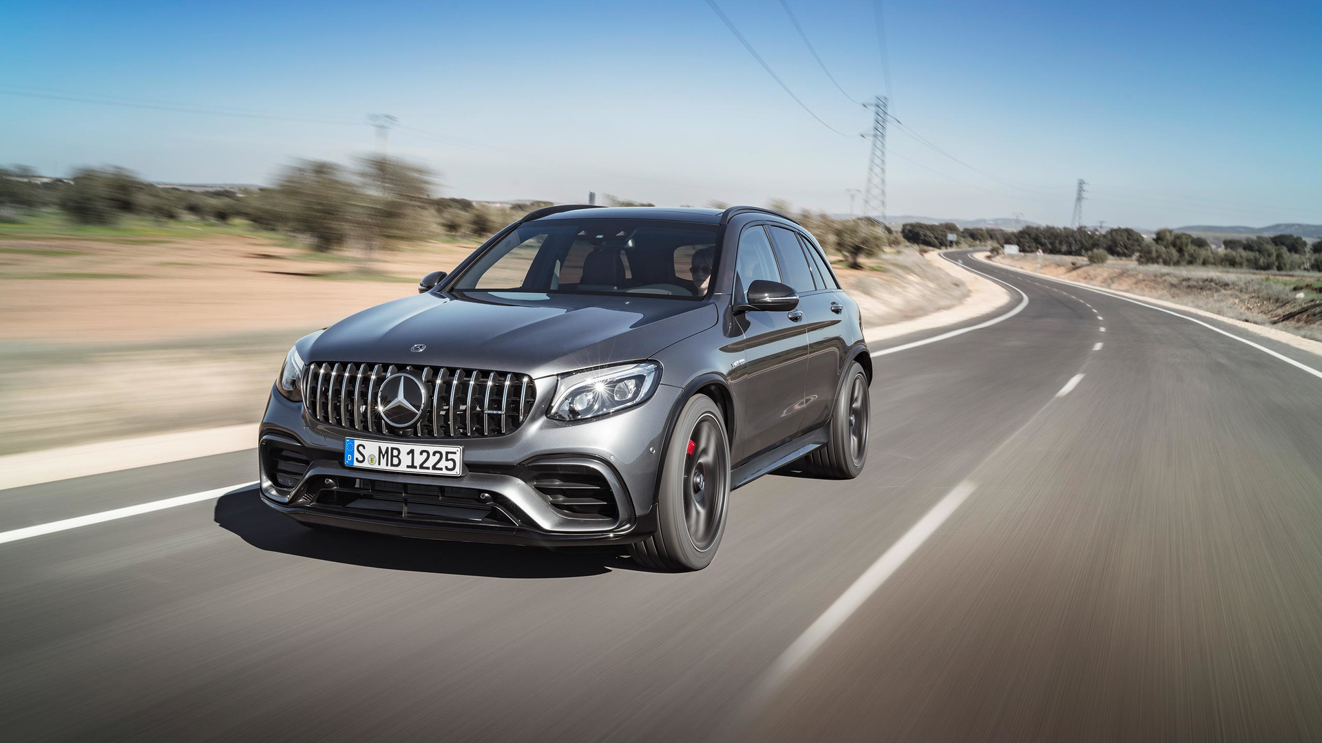 Mercedes-AMG GLC 63 2017, se desata la tormenta