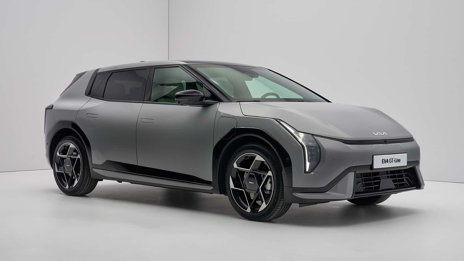 Kia EV4: SUV trendine büyük bir darbe