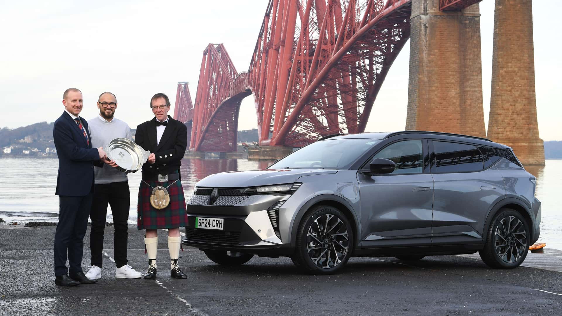 Le Renault Scenic E-Tech élu automobile de l'année en Ecosse