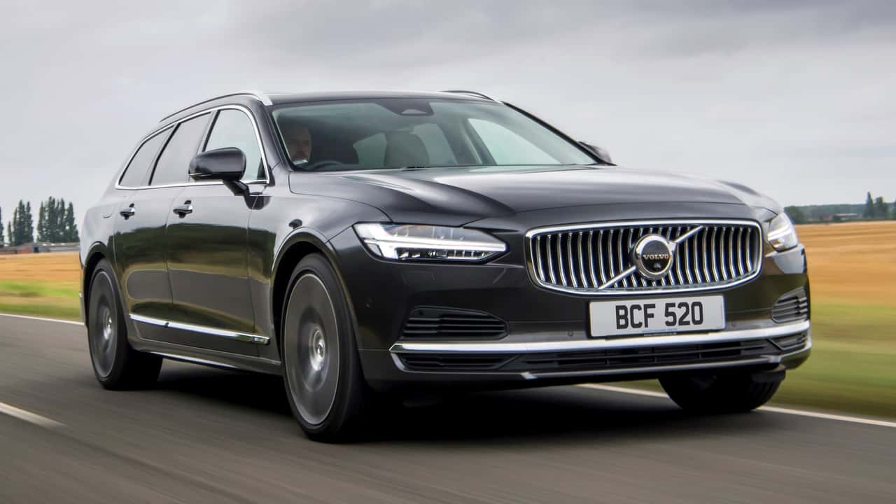 Volvo V60 and V90 еstates return to UK: prices announced