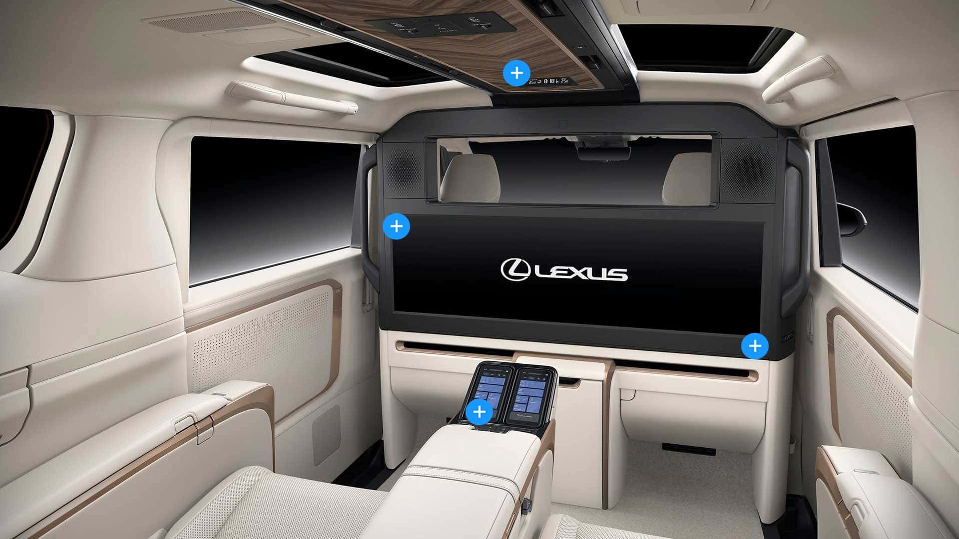 Gli interni della Lexus LM, monovolume come un jet privato e TV da 48"