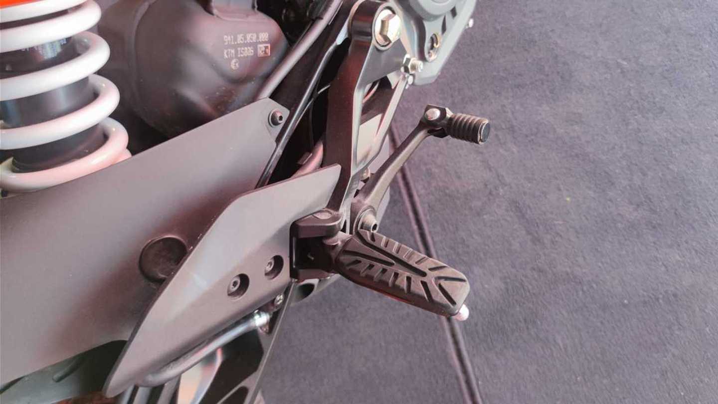 2022 KTM RC 200 First Ride Review