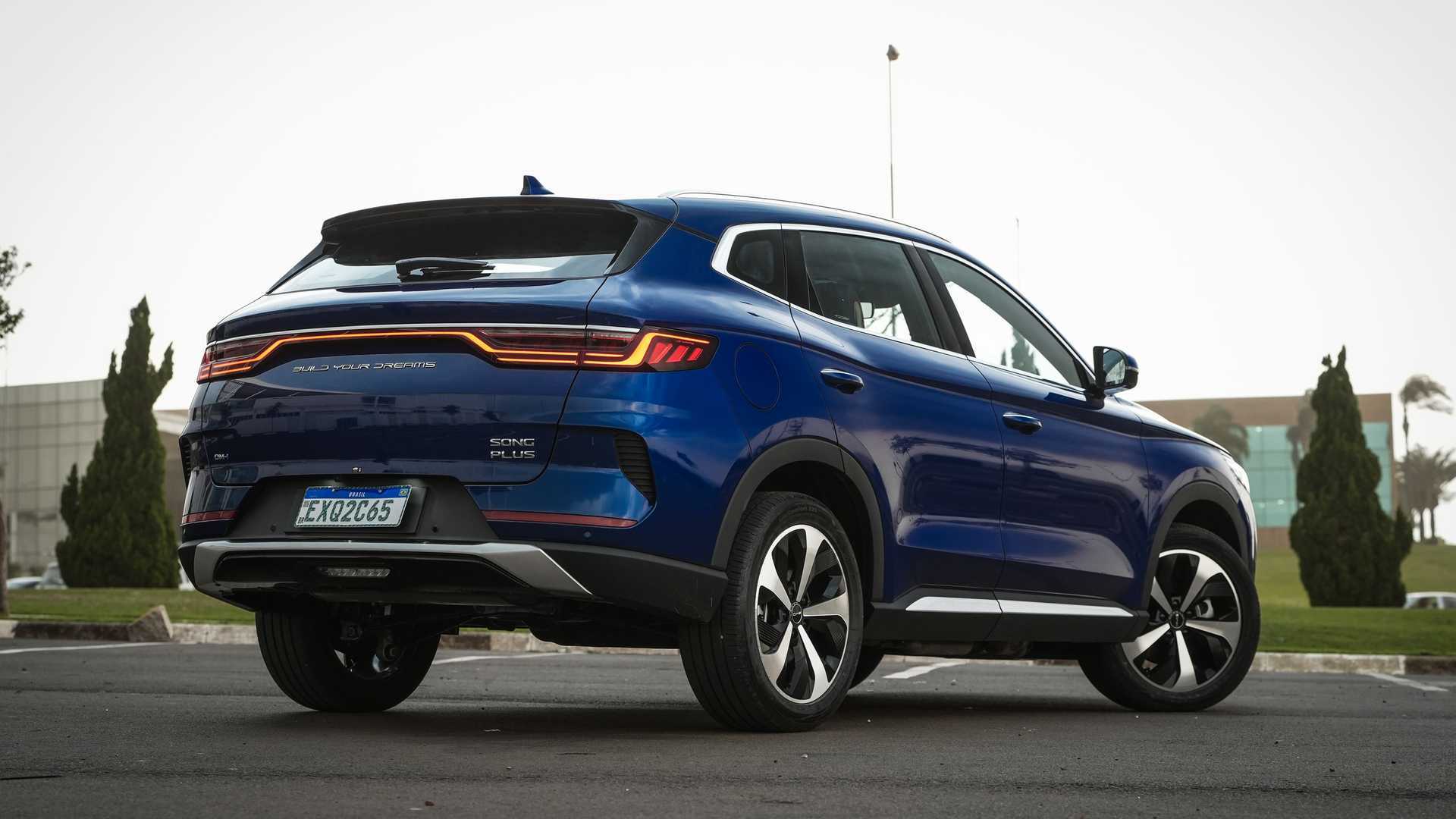 BYD Song Plus, um híbrido tão suave quanto um carro 100% elétrico