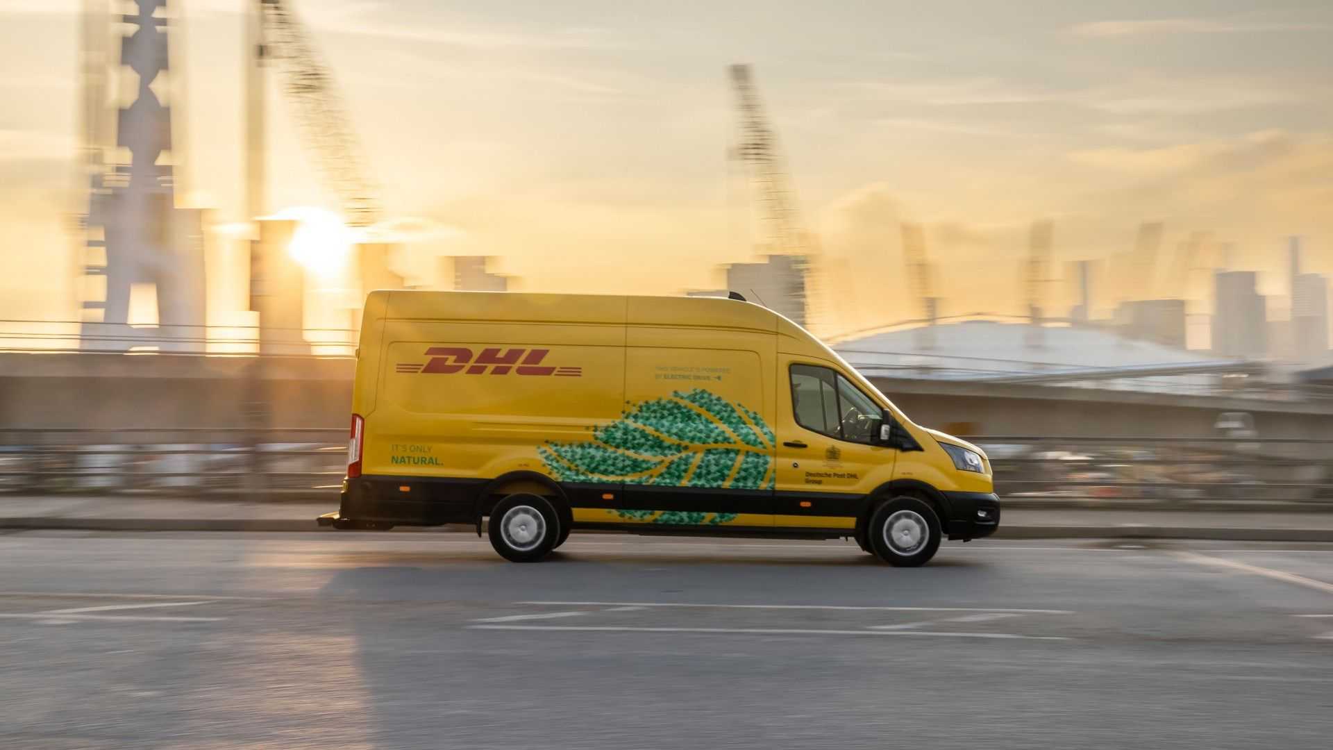DHL já está testando a Ford Transit Elétrica no Brasil
