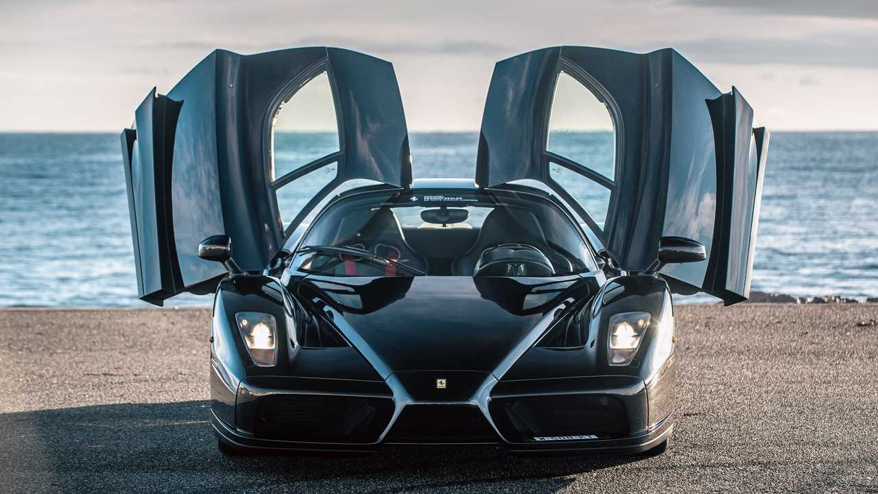 Ferrari Enzo : la supercar au look de F1